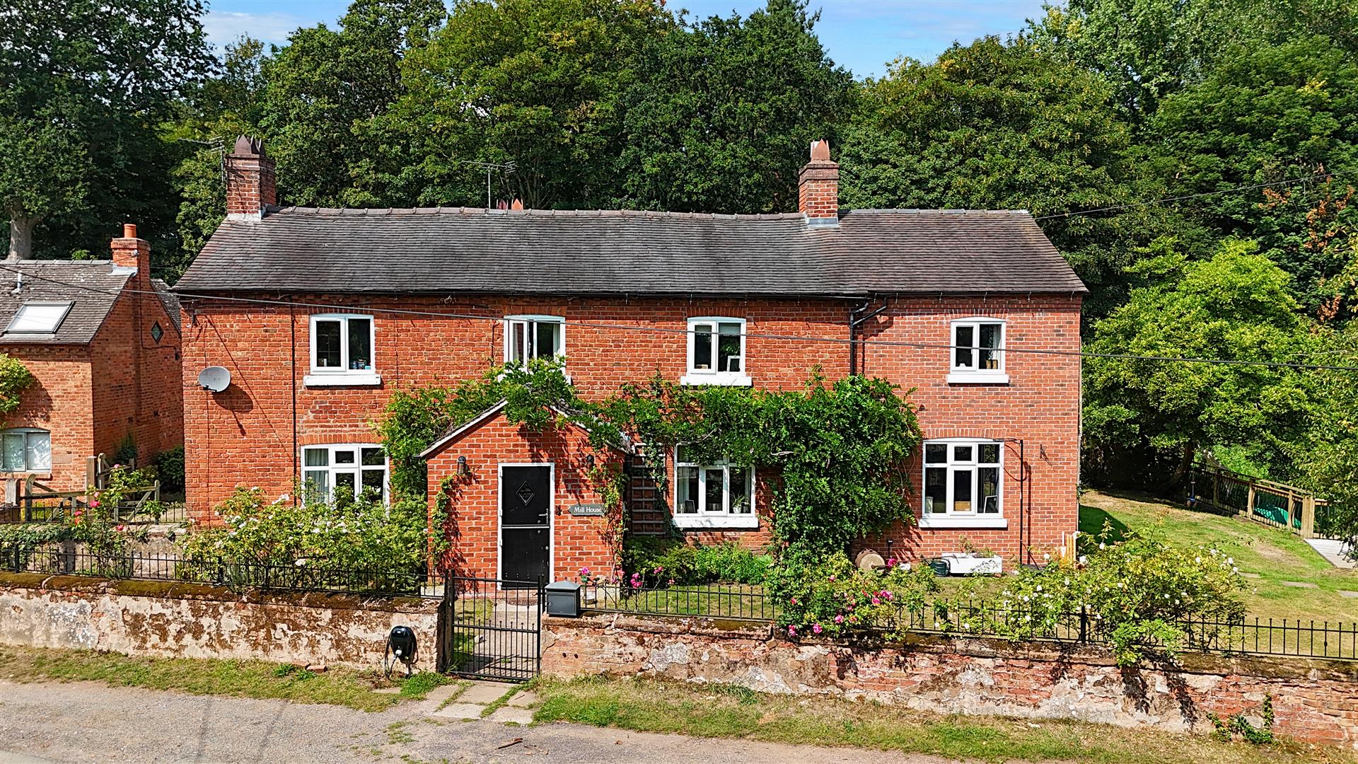 1 Mill House, Market Drayton, TF9 3JS | Estate Agents & Auctioneers